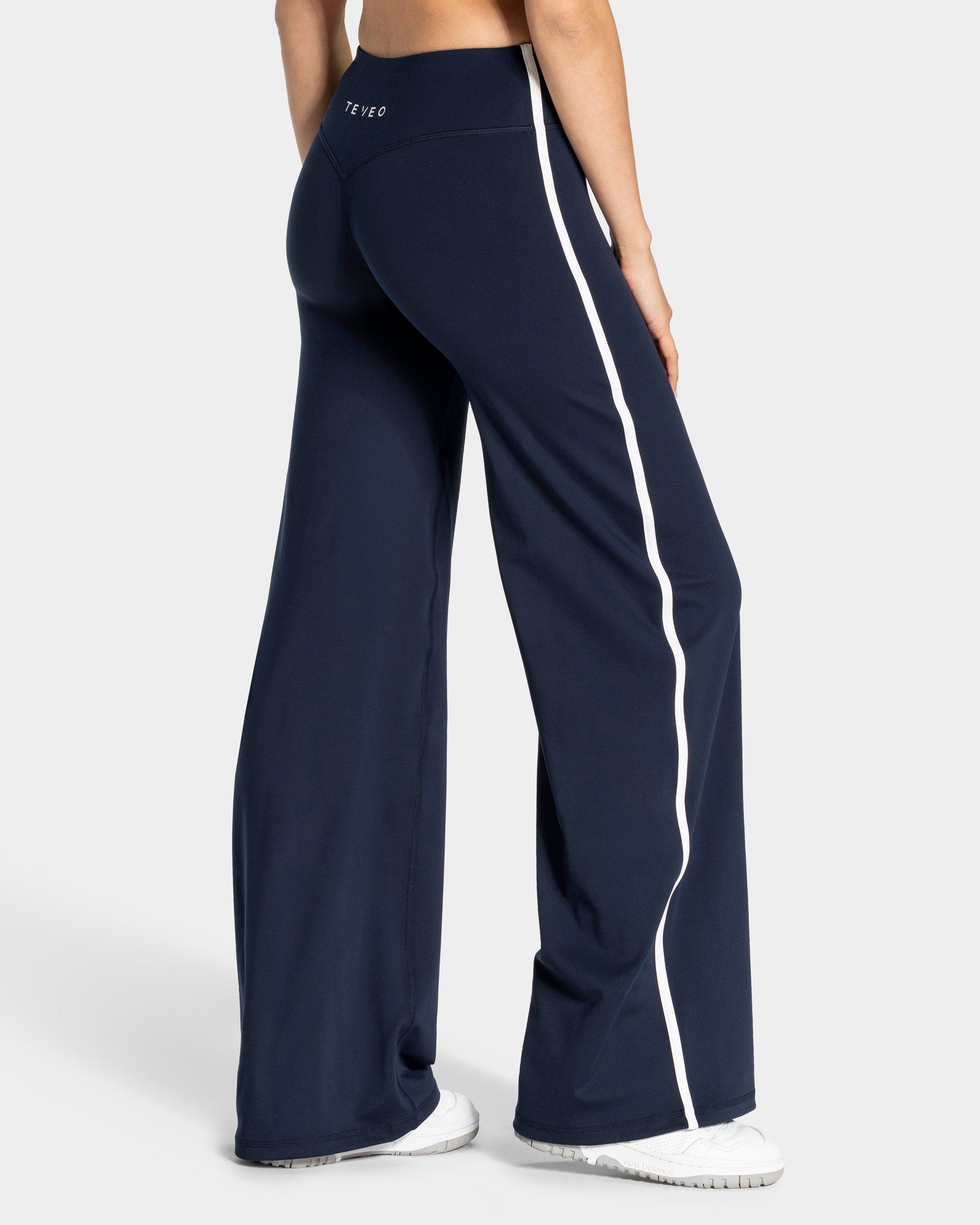 Soft Straight Leg Pants – Tall ‘Midnight’