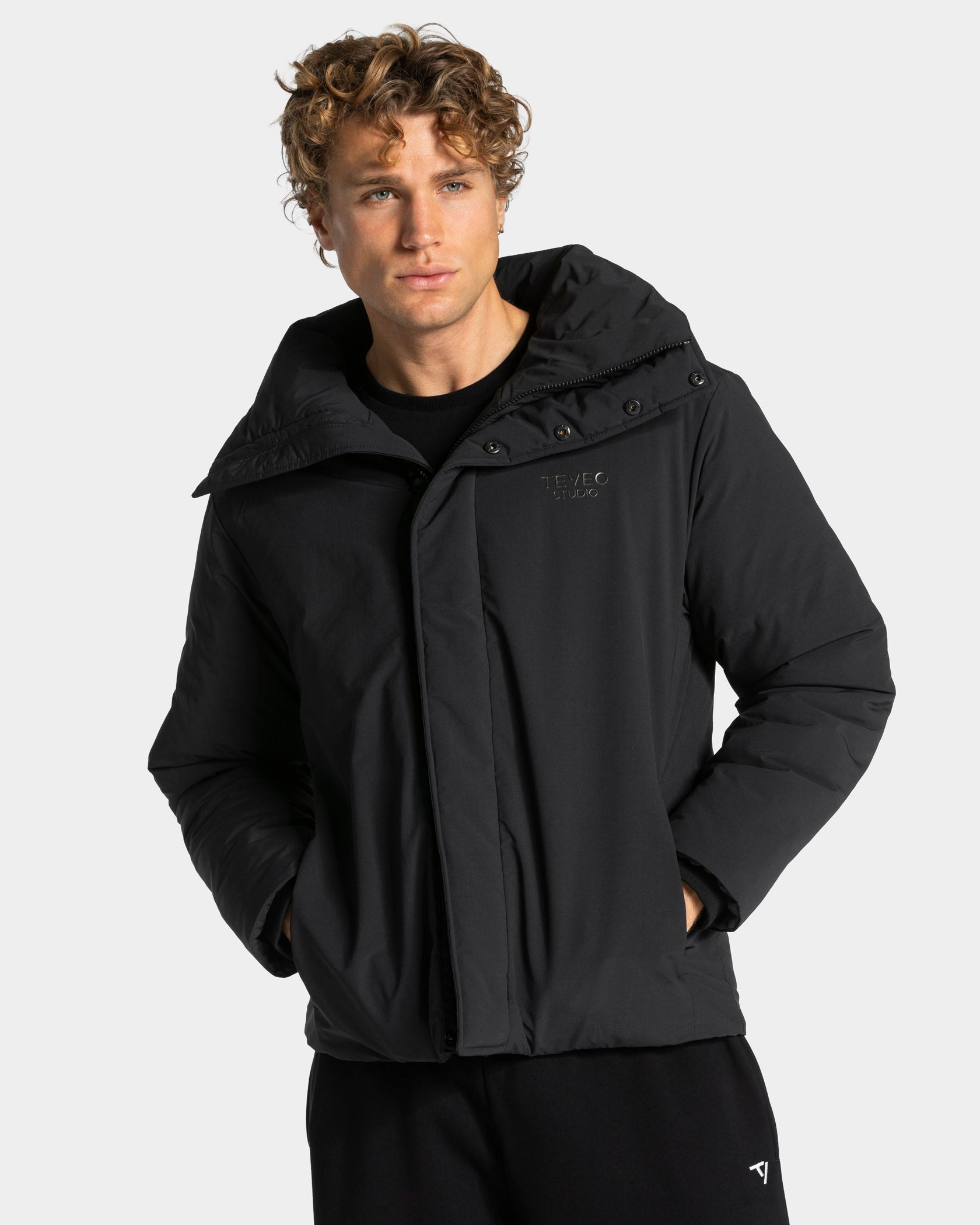 Studio Puffer Jacket ‘Black’